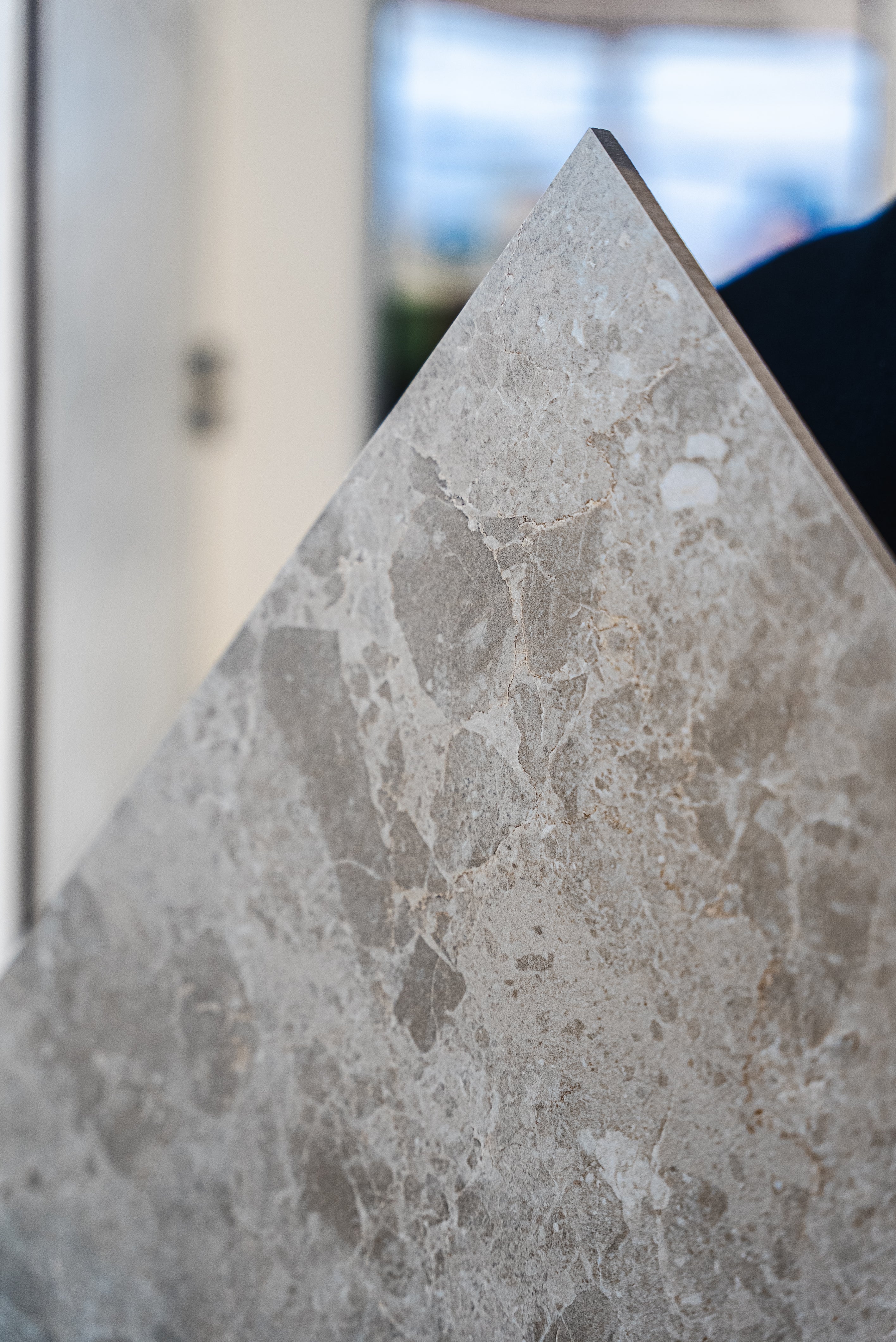 Nyhed: En ny farve i Caprice-serien – Dansk Flise Lager