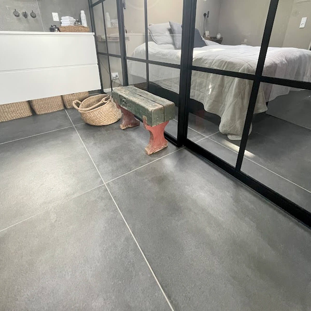 Laurent Plumb 60x60 CM | Gulv- og vægflise - OUTLET – Dansk Flise Lager