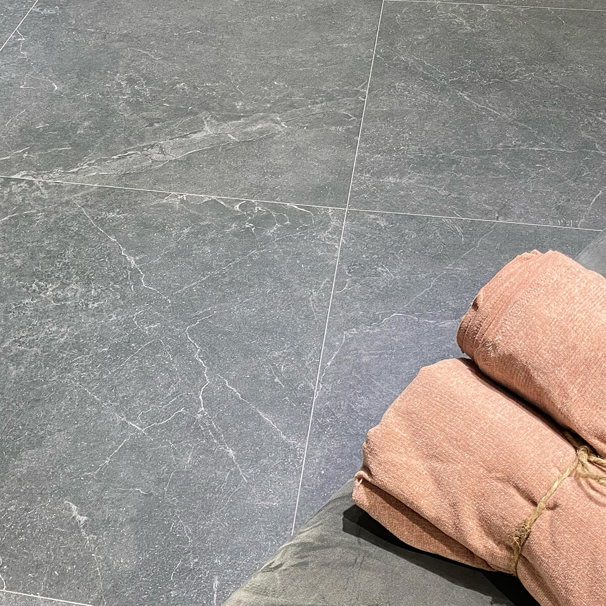 Storm Cloud | Gulv- og vægflise – Dansk Flise Lager