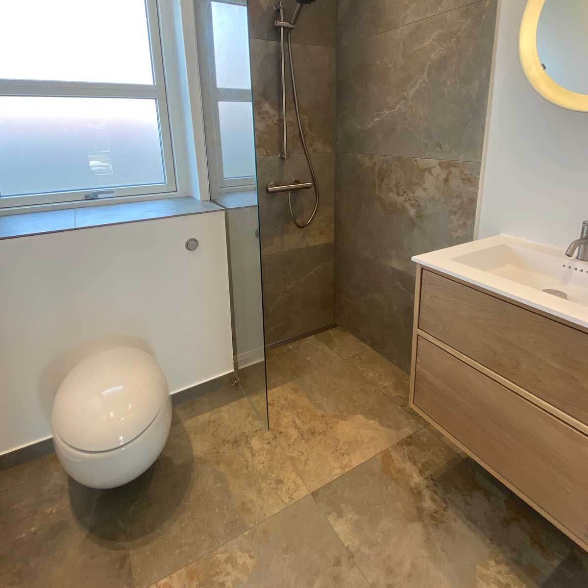 Strato Light | Gulv- og vægflise – Dansk Flise Lager