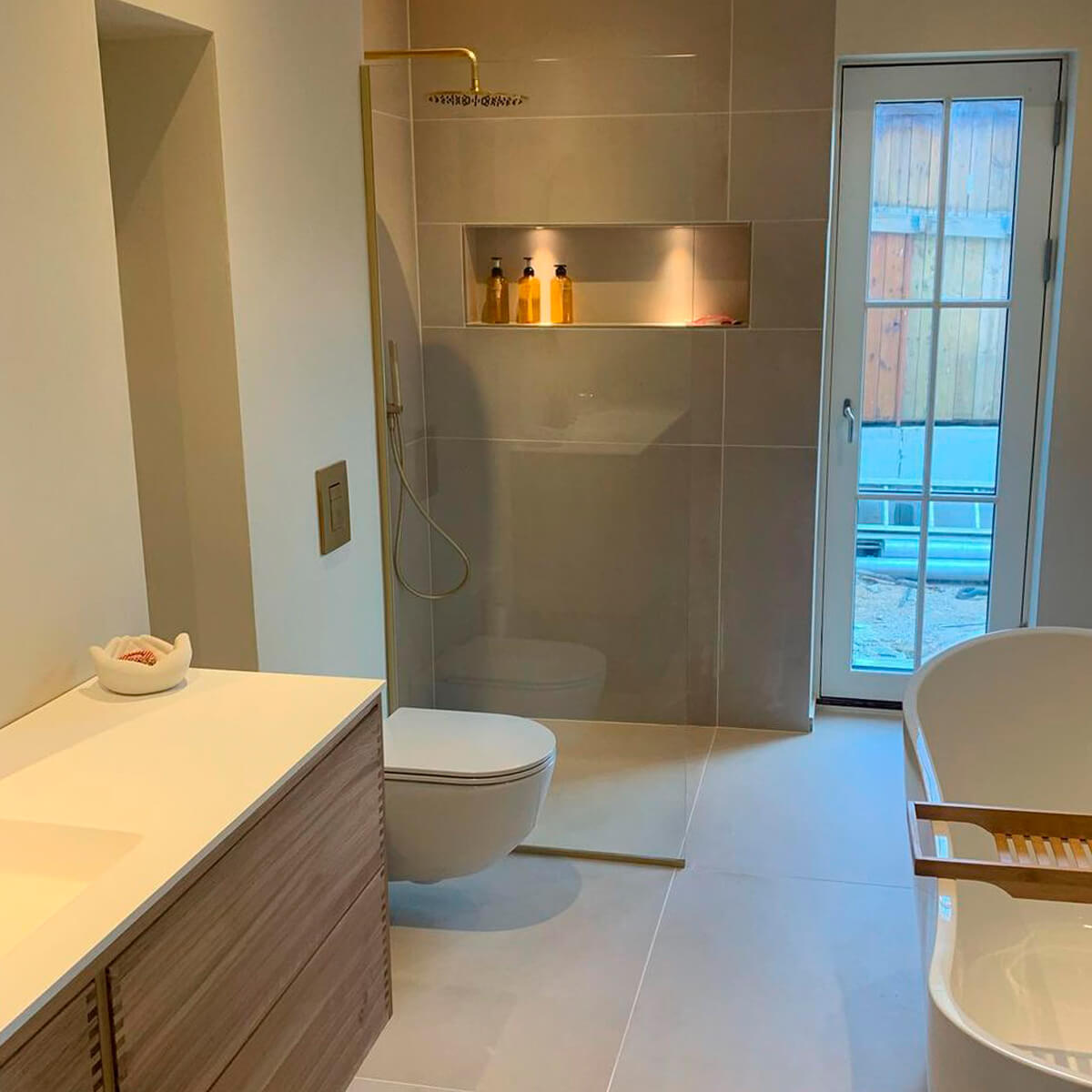 Lecco Gris 60x60 CM | Gulv- og vægflise - OUTLET – Dansk Flise Lager